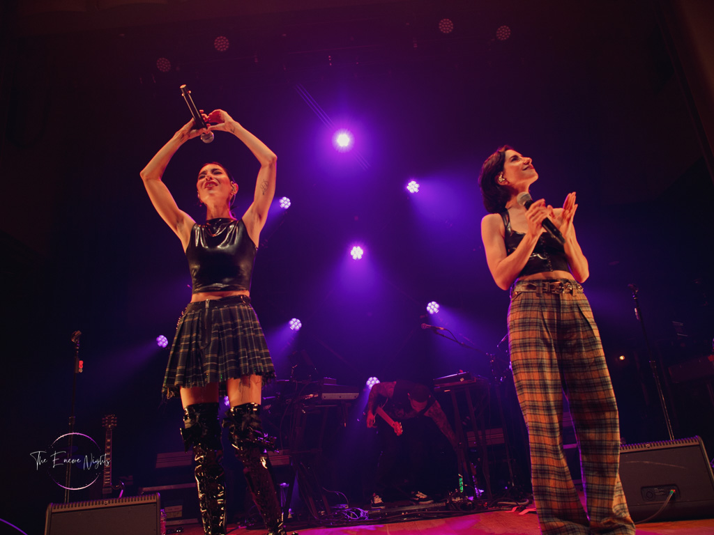 Live Review: The Veronicas in Dallas TX on April 30, 2024 – The Encore ...